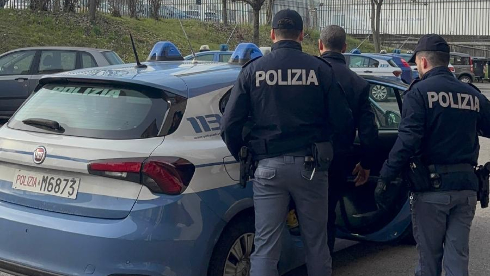 Preso ed espulso pregiudicato tradito dalla passione per l'alcol