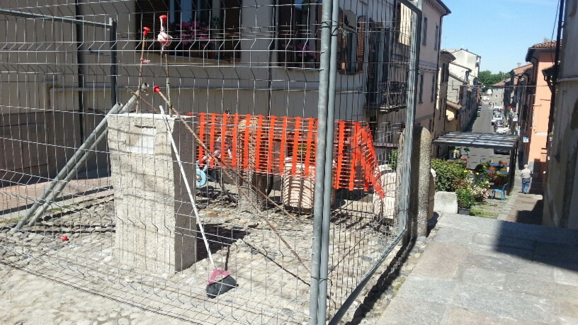 Muntà di rat: polemiche per il monumento agli antifascisti. "Meglio la ...