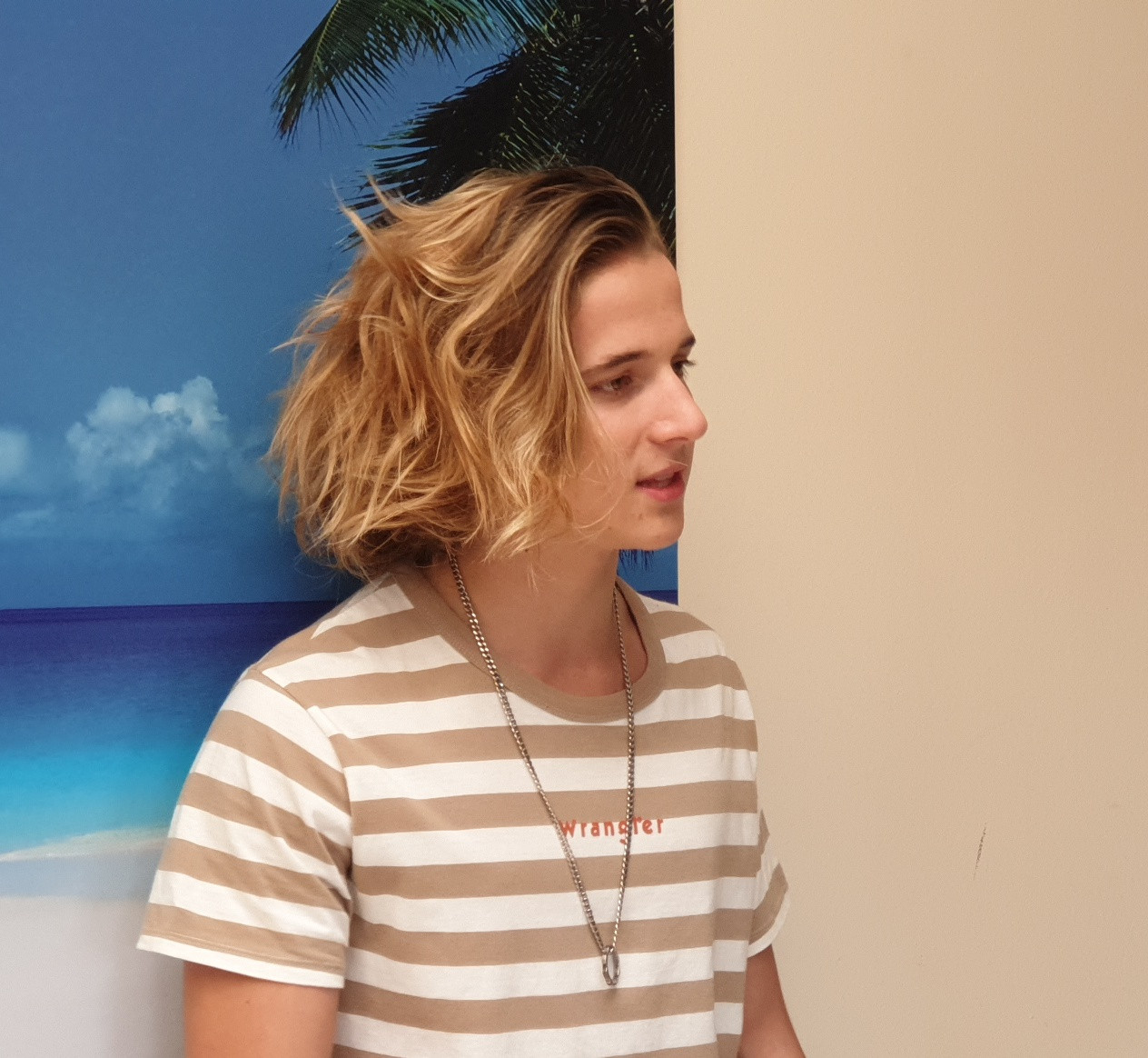 Autografi e selfie: fan scatenate per il talento Matteo Markus Bok | Libertà