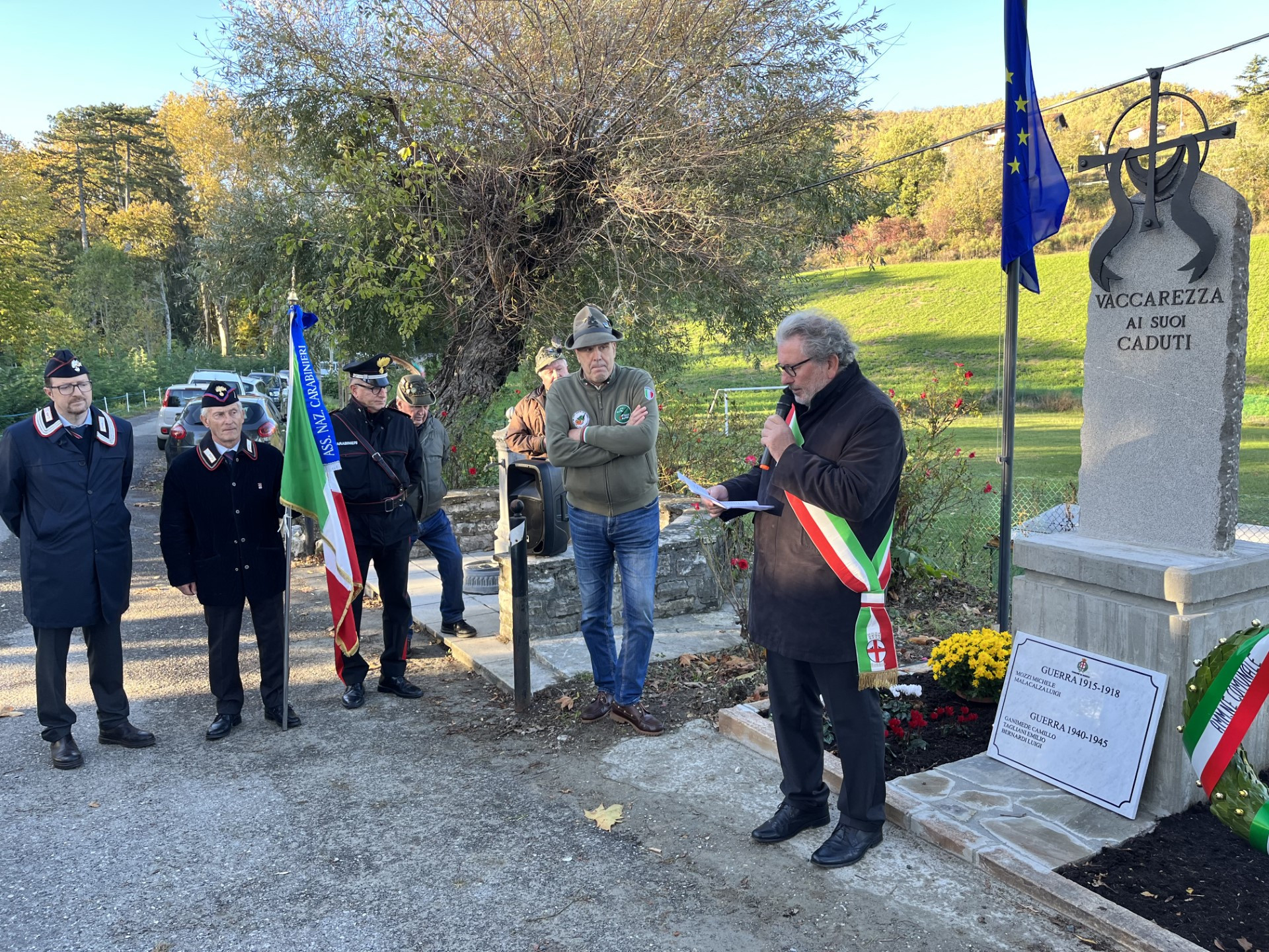 Vicino al cippo a Vaccarezza le pietre con i proiettili. "C'è ancora ...
